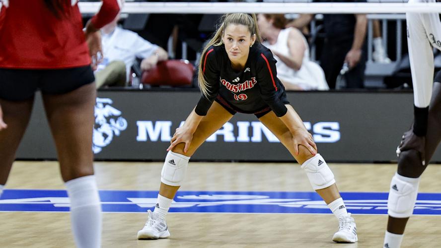 CRAWFORD | How Elena Scott's All-American abandon fueled Louisville's ...