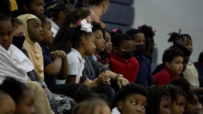Anti-bullying advocate speaks to students at 4 JCPS elementary schools ...