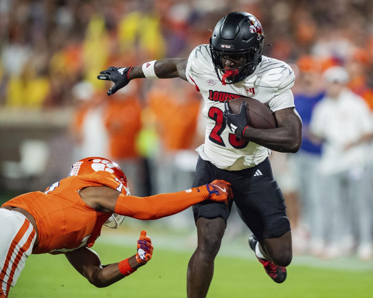 BOZICH | At Louisville, Jeff Brohm trusts his gut over college football ...