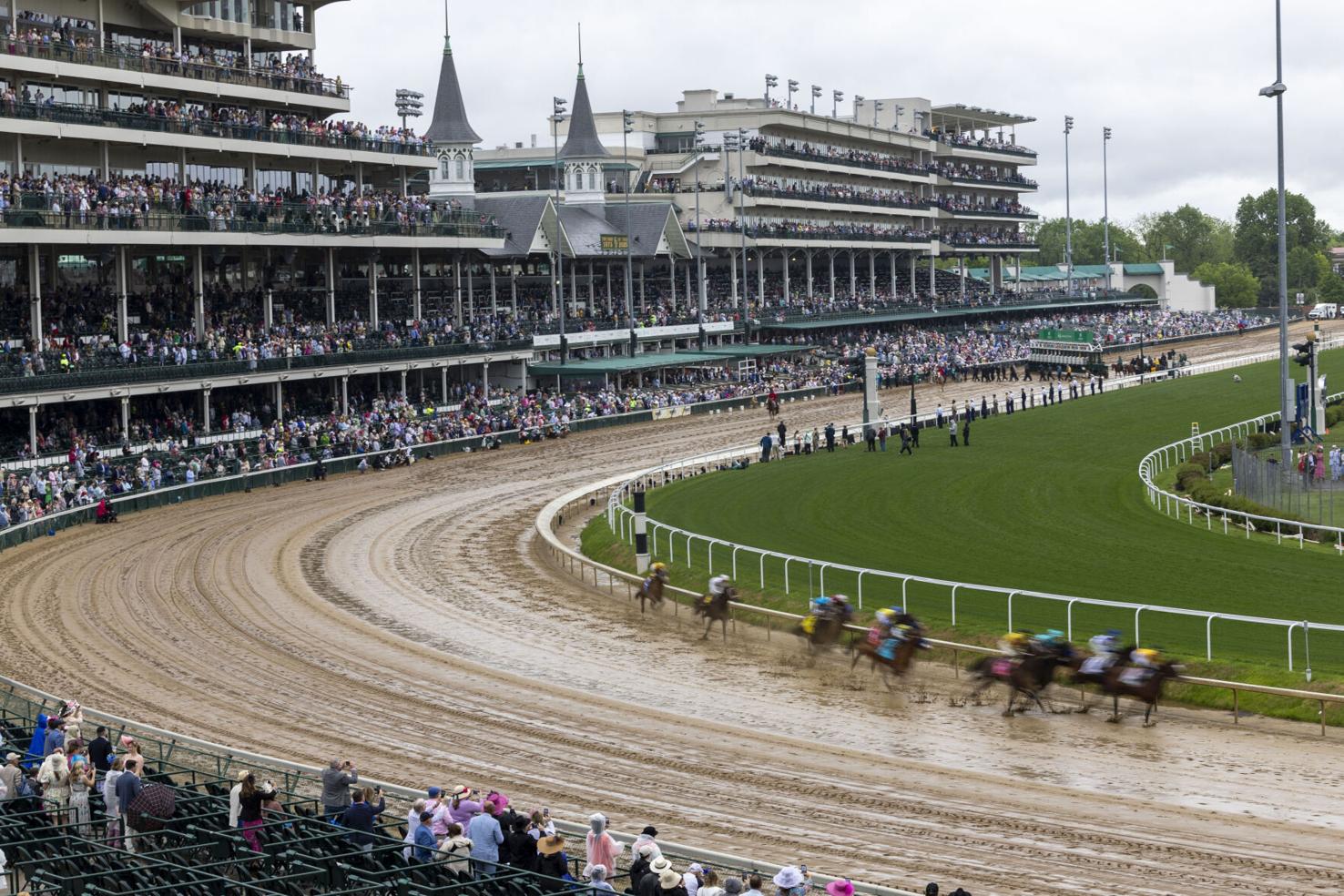 Churchill Downs hosts job fair March 14 for Kentucky Derby, Spring Meet ...