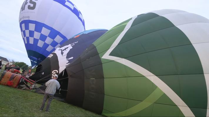 Hot air balloons soar above Louisville on Friday morning for KDF's ...
