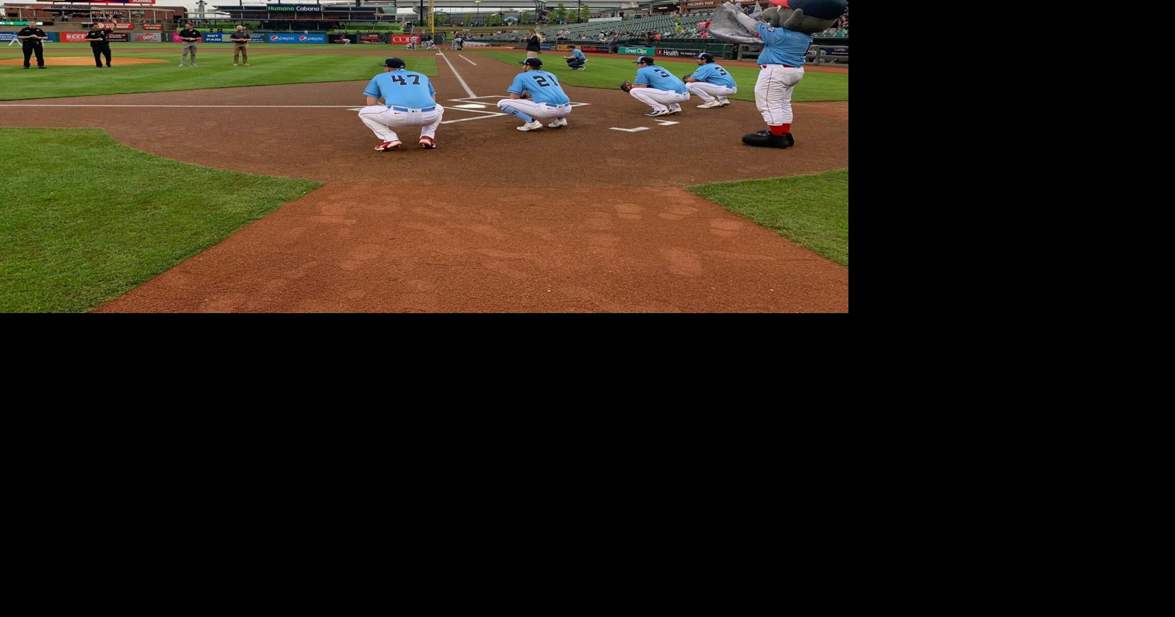 Louisville first responders honored, throw out first pitch at Bats game ...