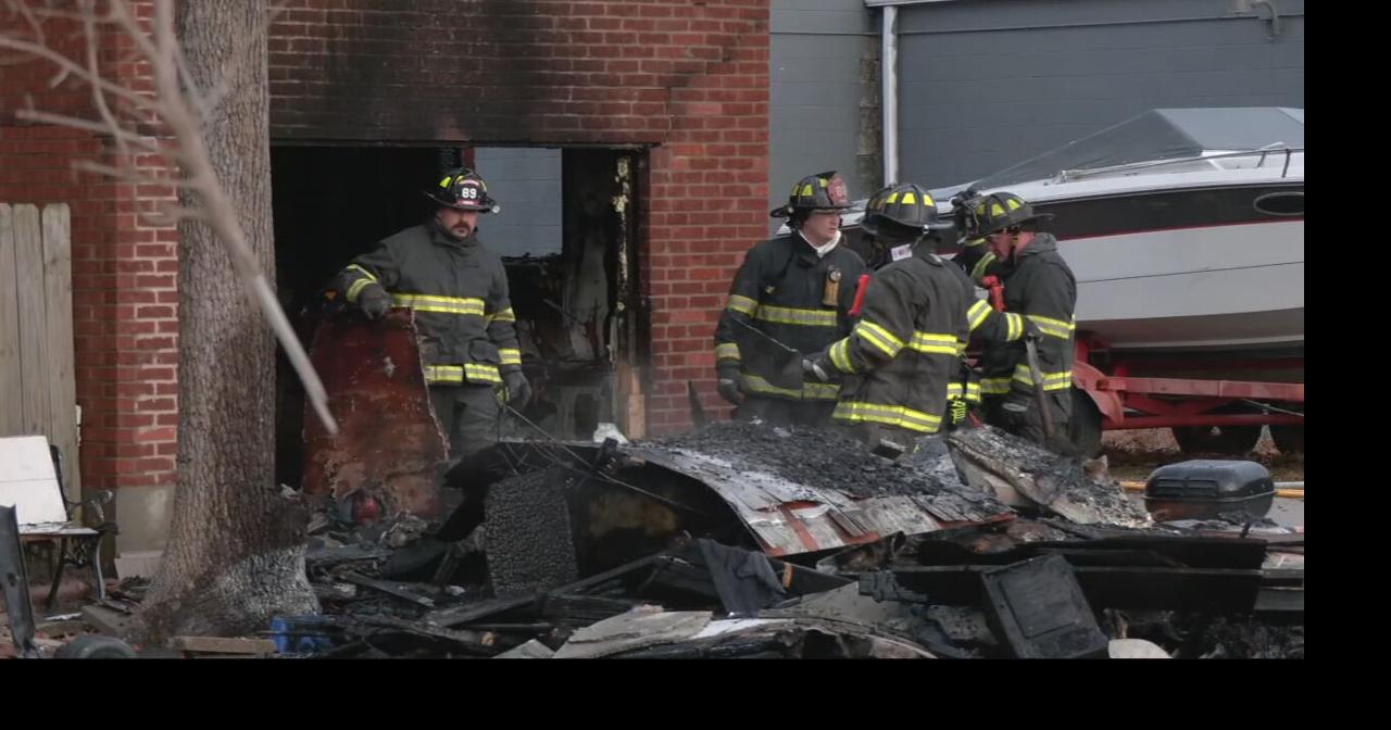 Structure fire shuts down Dixie Highway in both directions on Friday ...