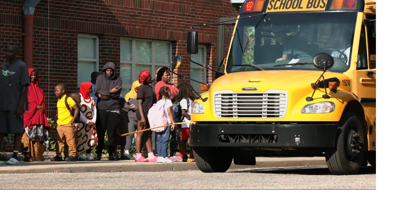 Thousands of JCPS students return to class Thursday on 1st day of ...