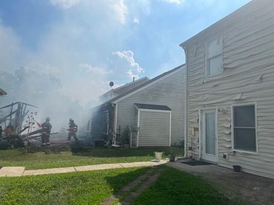 Garage fire in Fern Creek leaves multiple structures, vehicle heavily ...