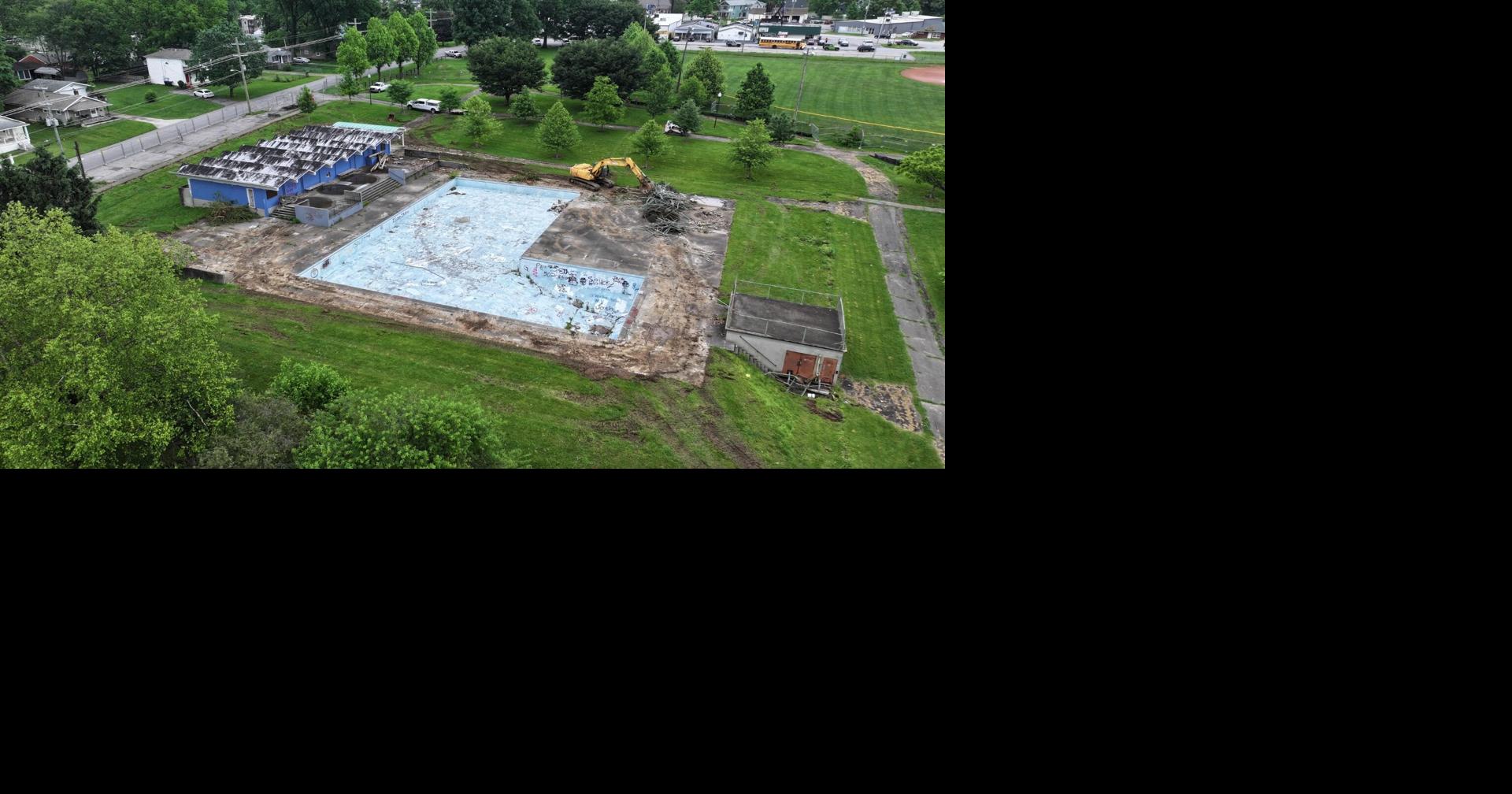 Crews begin demolition on old pool in Louisville's Camp Taylor ...