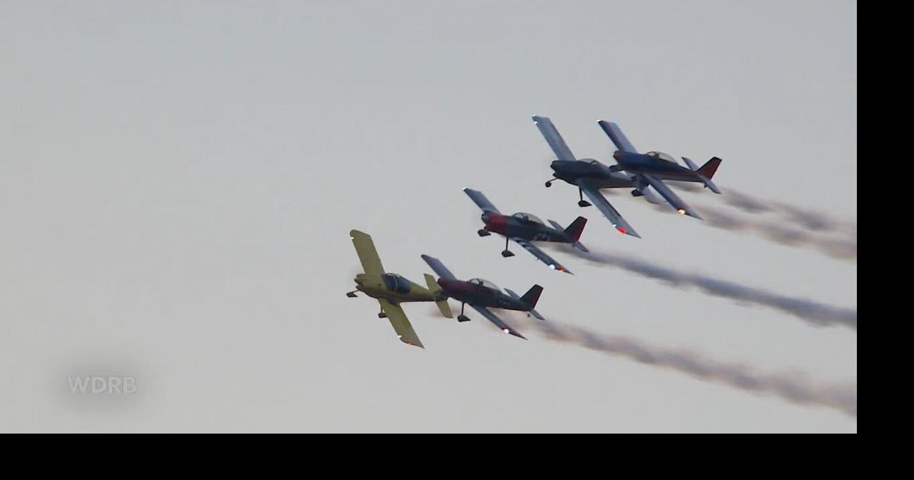 Planes of Thunder: Smoke On! | Wdrb-video | wdrb.com