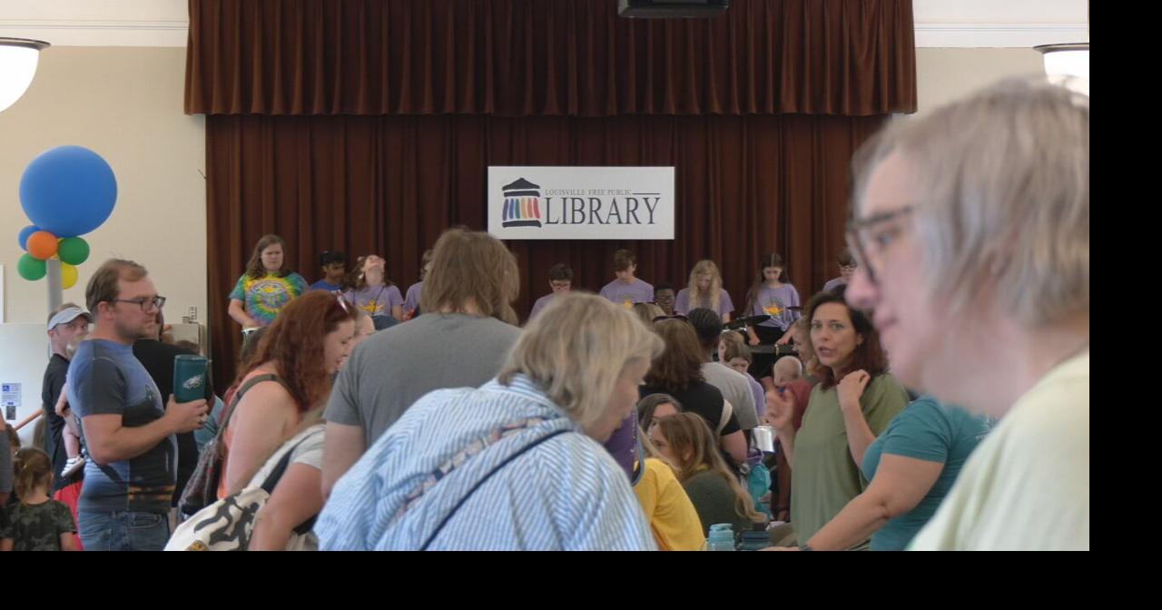 Summer reading program kicks off at downtown Louisville library ...
