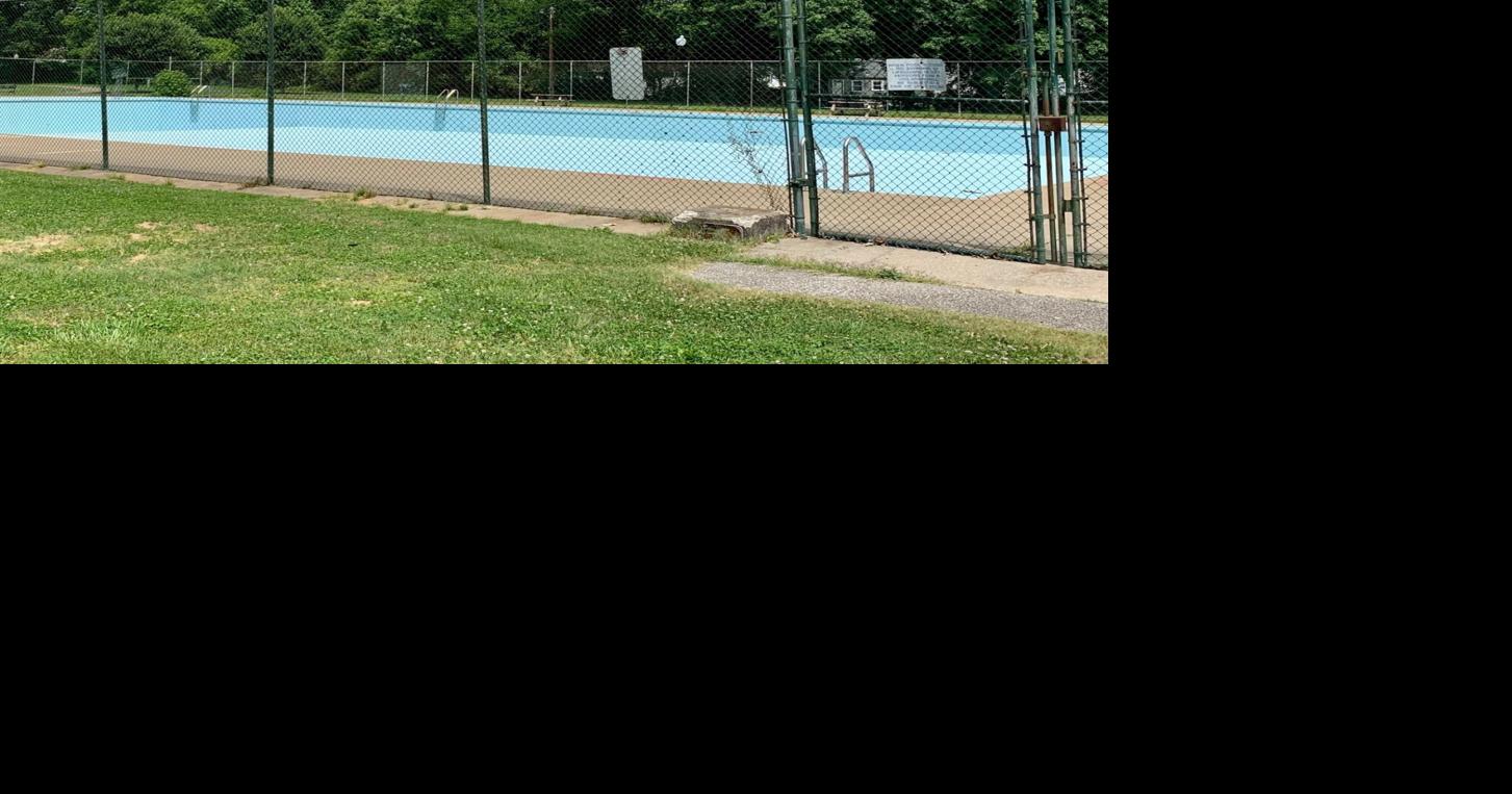 Families calling on city to build an indoor pool in Algonquin ...