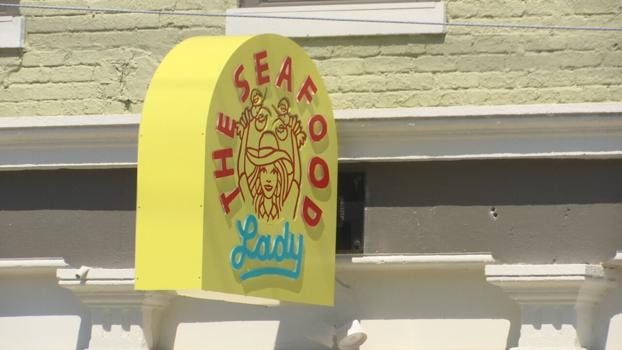 The Seafood Lady to close Phoenix Hill location, continue operating ...