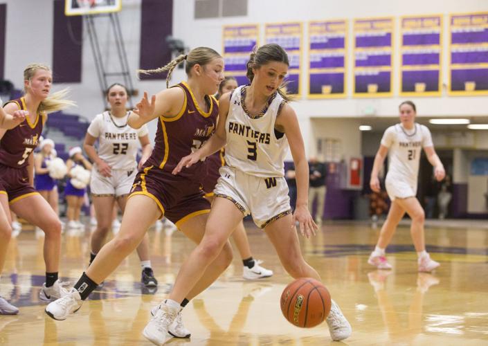 PHOTO GALLERY: Wenatchee girls basketball vs Moses Lake ...