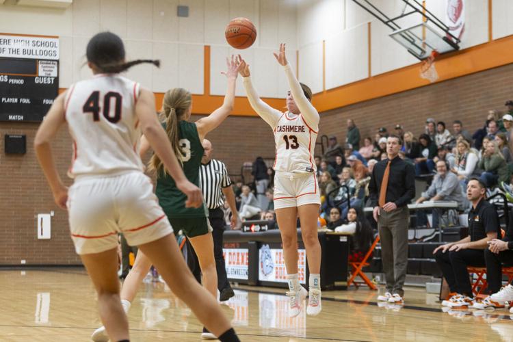 Photo Gallery: Cashmere girls basketball team lose to Chelan | High ...