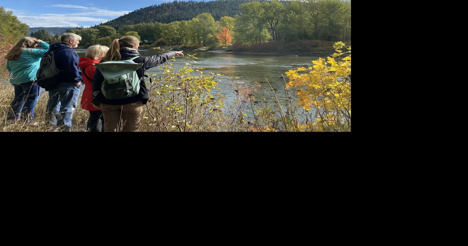Wenatchee River Institute ambles in autumn along Waterfront Park | GO ...