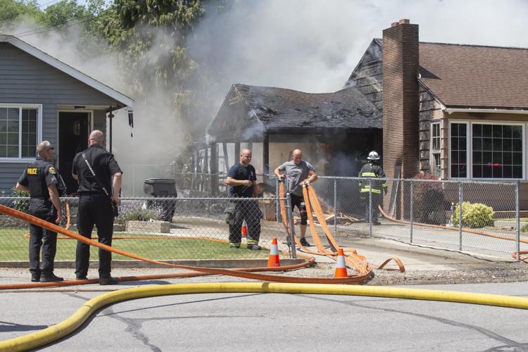 PHOTO GALLERY: Structure Fire | News | wenatcheeworld.com