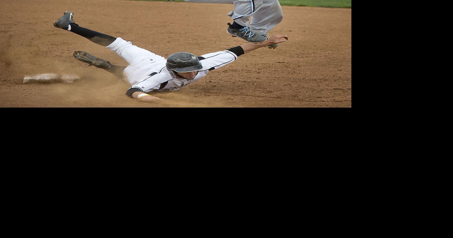 Photo gallery: WVC men lose baseball game | Sports | wenatcheeworld.com