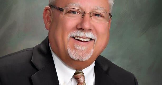 ‘It’s bad for all of us’: CEO of Cashmere Valley Bank offers his view ...