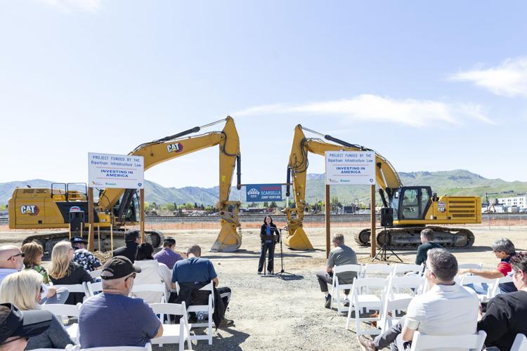 PHOTO GALLERY: Confluence Parkway groundbreaking celebration | News ...