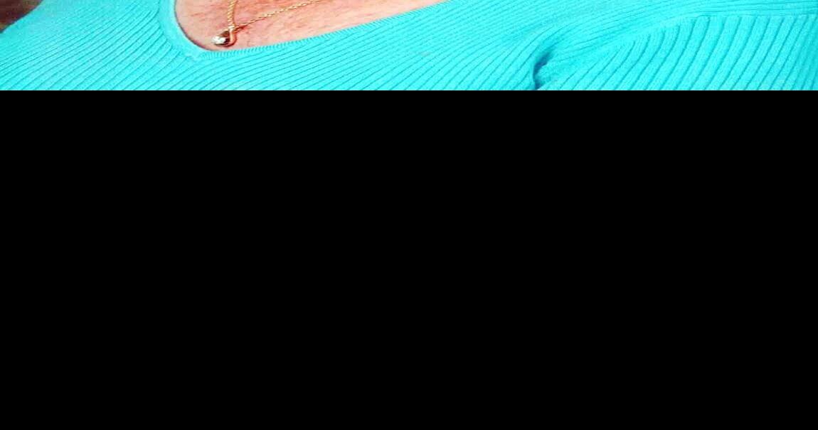 Stephanie Tinker's Instagram, Twitter & Facebook on IDCrawl