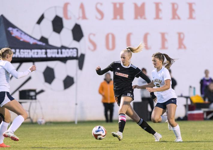 Photo Gallery: Cashmere girls soccer defeats Naches Valley 3-1 ...