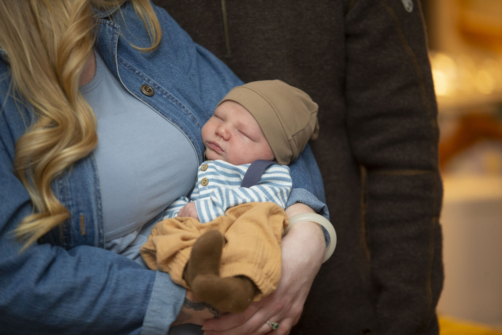 Leavenworth couple welcomes Chelan County's 1st baby of the year ...