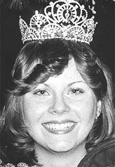 1978-1979: Festival dance goes disco; Midway survivor at air show ...