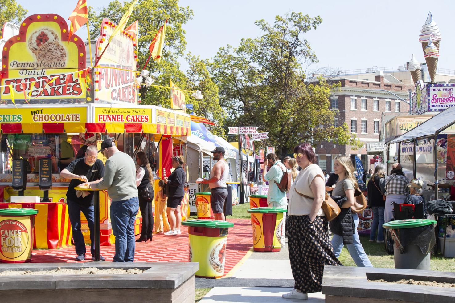 Apple Blossom food fair delights taste buds in Wenatchee | Apple ...