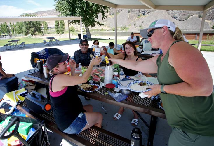 PHOTO GALLERY: Tuesday Heat | News | wenatcheeworld.com