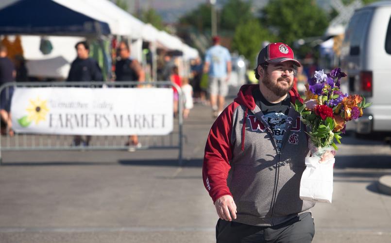 Farmers market opens for 2019 season | News | wenatcheeworld.com