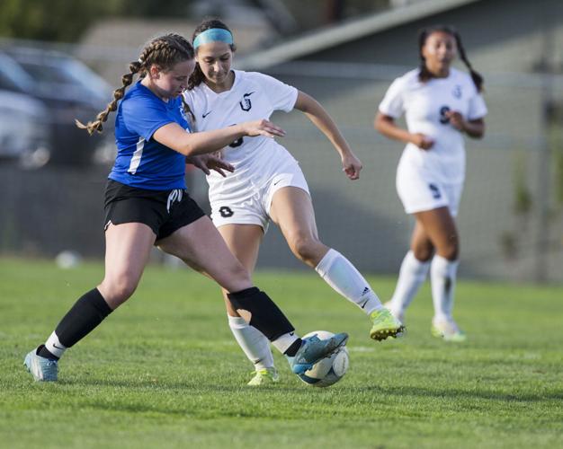 Photo gallery: WVC women's soccer loses to Blue Mountain 4-1 ...