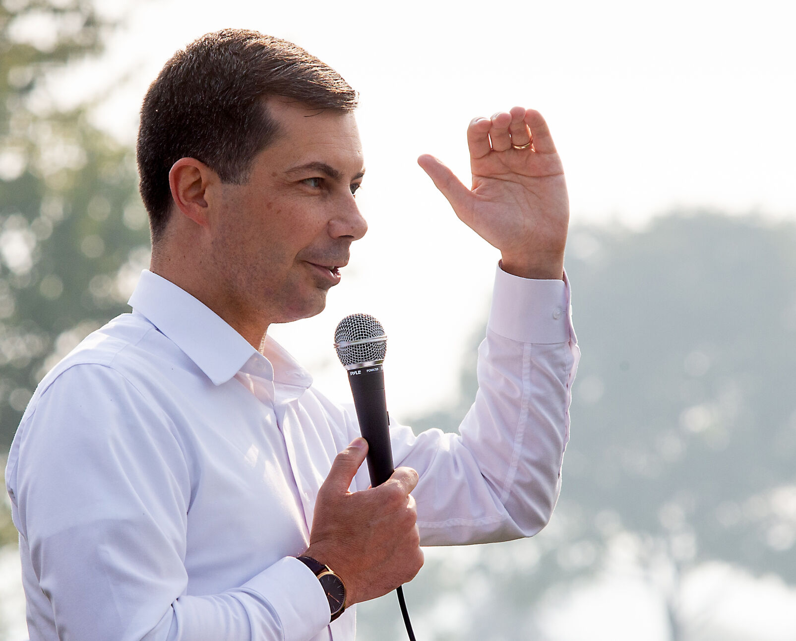 Pete Buttigieg visits Wenatchee to highlight Loop transportation project | Local News ...