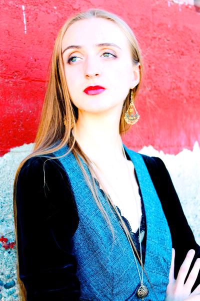 Wenatchee senior triumphs as she learns to be comfortable in her own ...