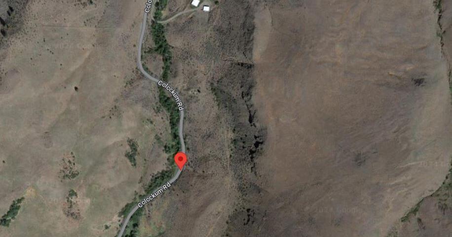 Wenatchee Valley Fire Department responding to Colockum Road brushfire ...
