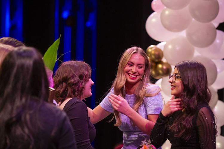 Top 10 candidates for Washington State Apple Blossom Festival Royalty ...