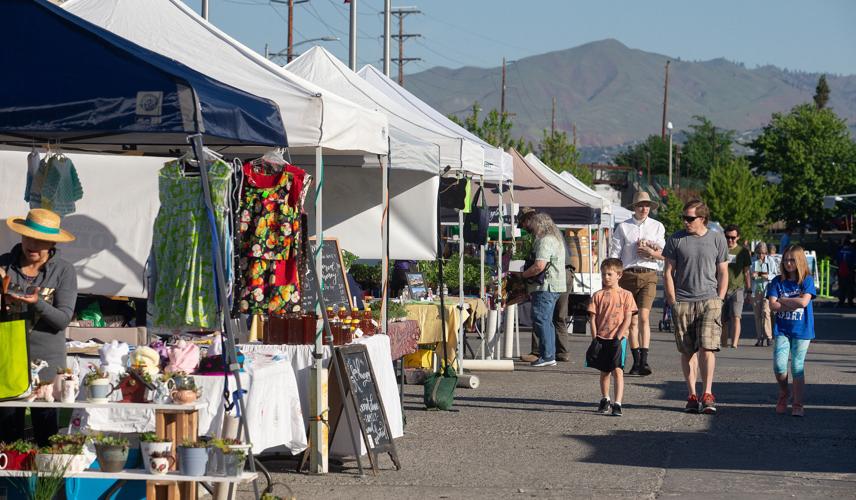 Farmers market opens for 2019 season | News | wenatcheeworld.com
