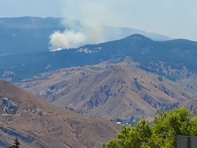Update: Evacuations levels reduced on Beehive Fire | Local News ...