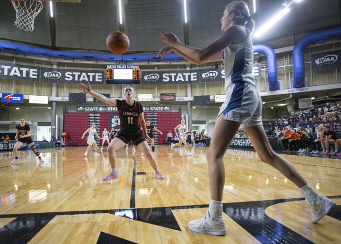 Thursday State Basketball | Cashmere girls mount 2nd half comeback in ...