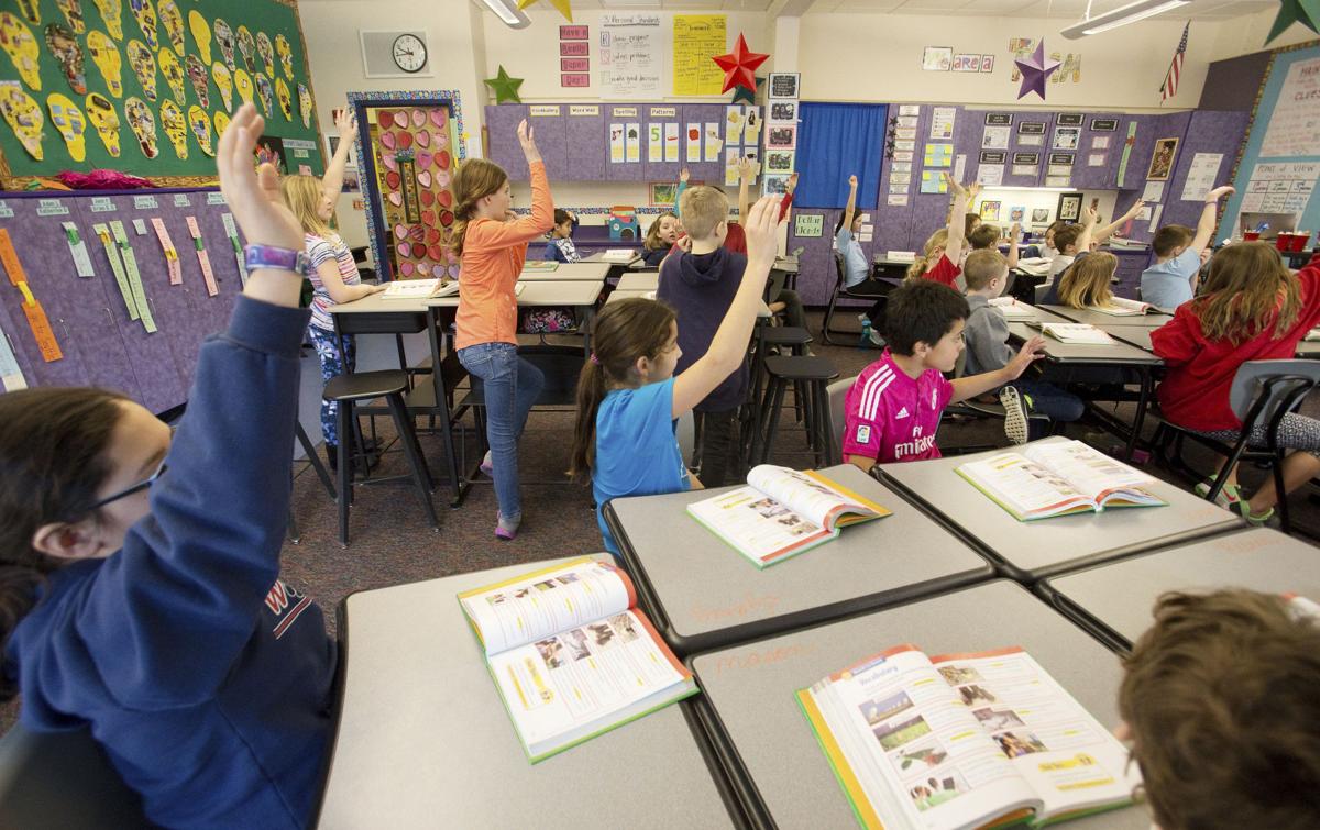 Students stand up for learning | Local News | wenatcheeworld.com