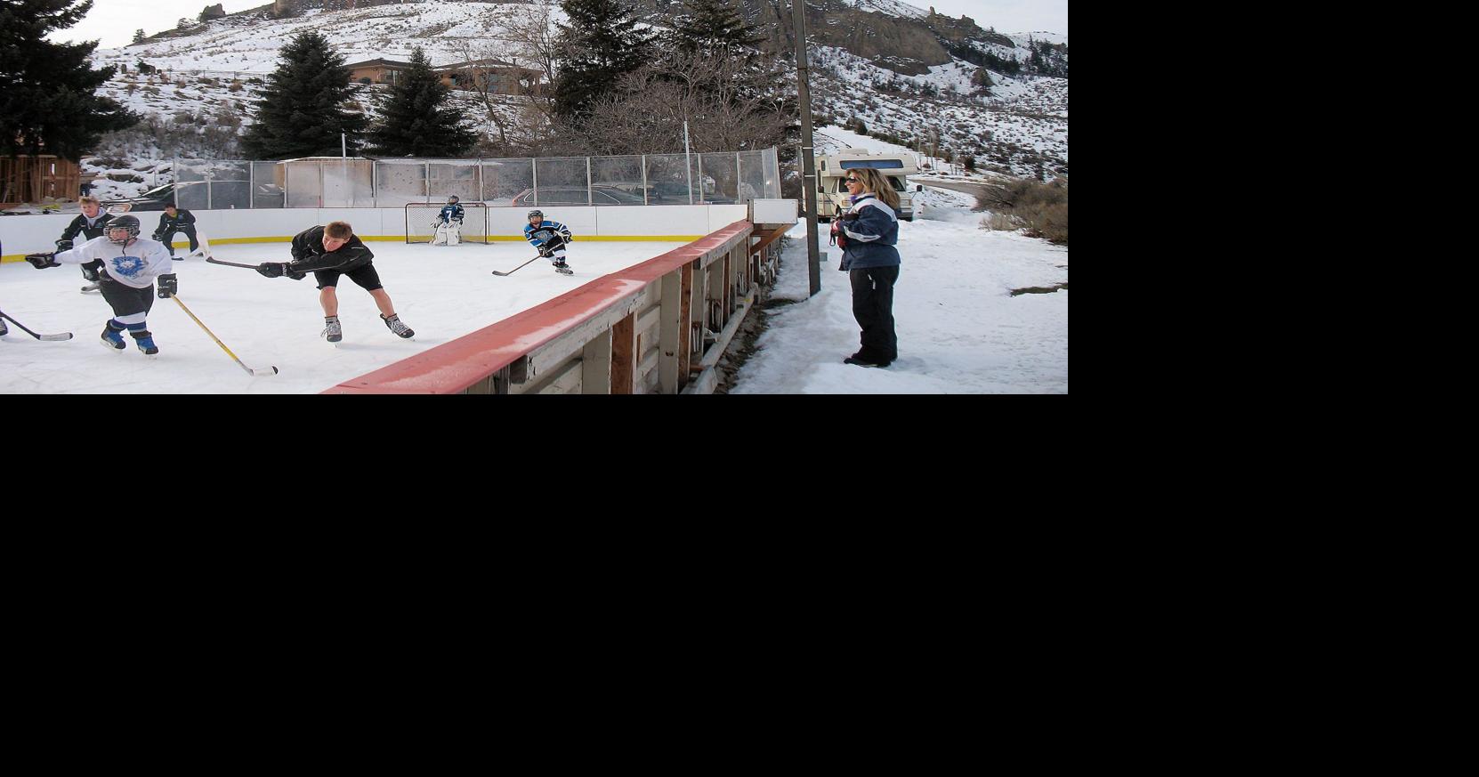 On the rink | Local News | wenatcheeworld.com