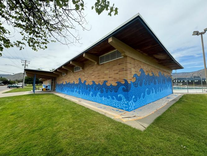 Murals to brighten up Pioneer Park | Local News | wenatcheeworld.com