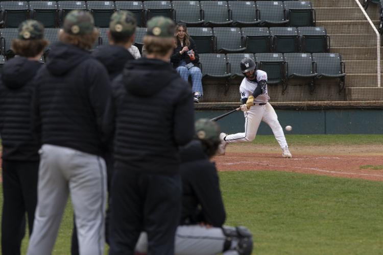 PHOTO GALLERY: Wenatchee Valley College vs. Yakima Valley college ...
