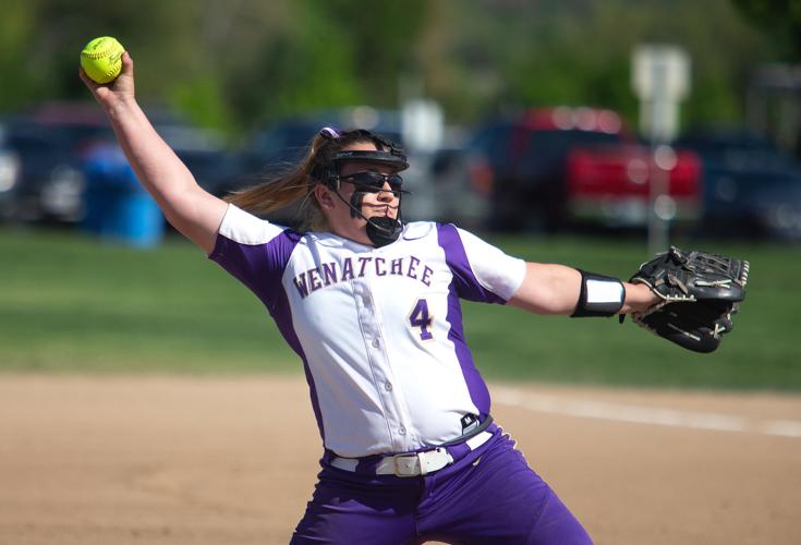 Prep girls’ fastpitch softball | Panthers clobber Davis in a home ...
