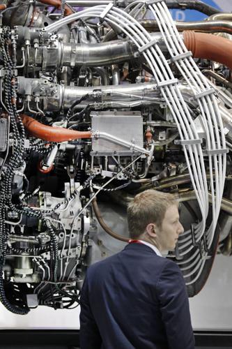 Airbus clocks 59 orders for new A350 wide-body jet | World ...