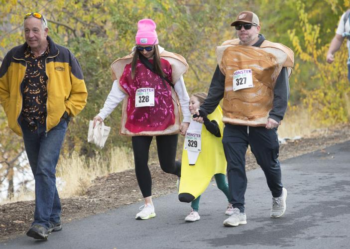 Photos: YMCA's Monster Dash Fun Run | | wenatcheeworld.com