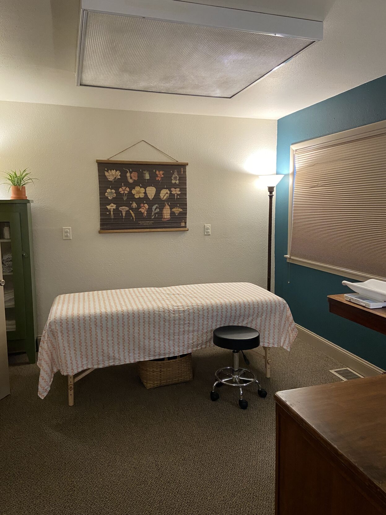 Blue Earth Medicine opens holistic clinic in Wenatchee | Business ...