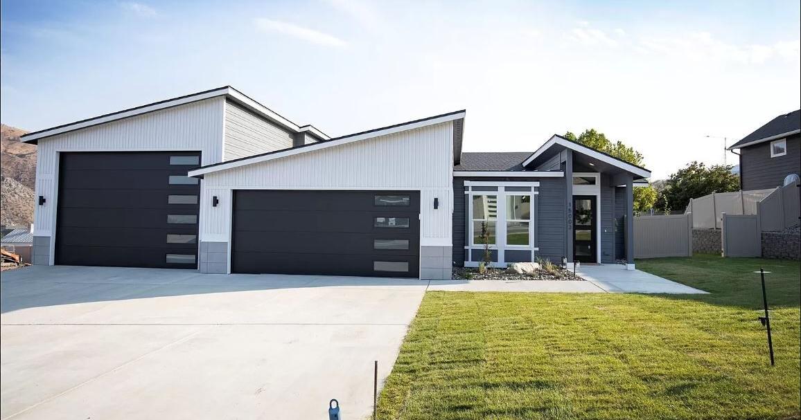 Listing of the Week | Custom and contemporary home in the heart of ...