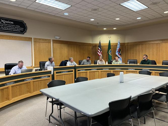 Leavenworth City Council appoints hotelier Michael Bedard to fill ...