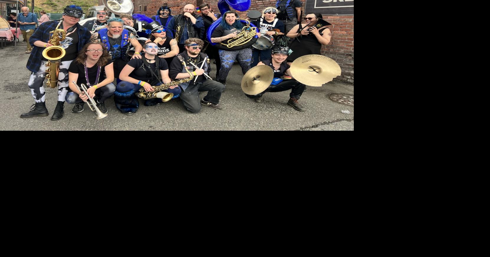 'A free-for-all, but professional': 17 Chaotic Noise Marching Corps ...