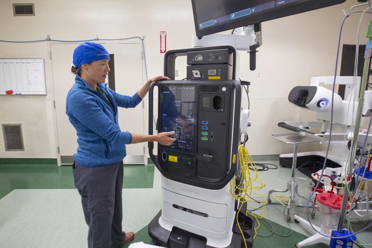 PHOTO GALLERY: Confluence Health Hospital's Intuitive da Vinci 5 ...