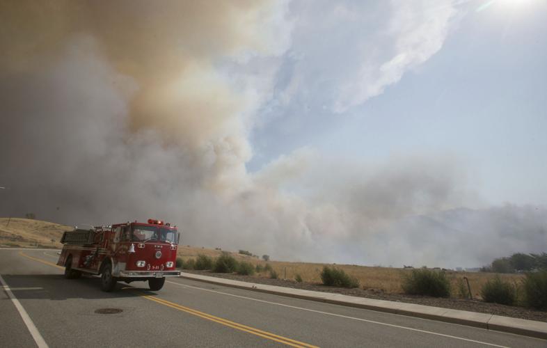 Photo gallery: Wildfire in Chelan | Local News | wenatcheeworld.com