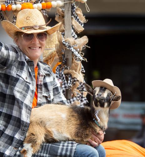 Stemilt Grand Parade lineup | Apple Blossom Festival | wenatcheeworld.com